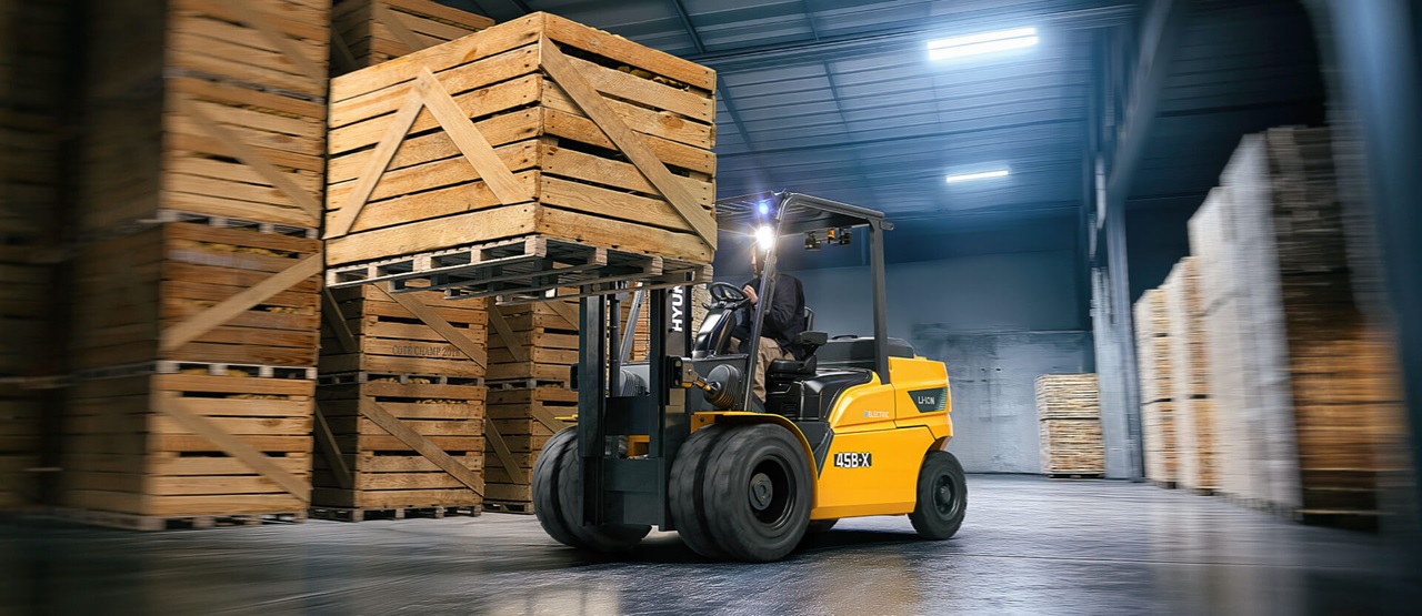 Hyundai Material Handling's Next Generation of Electric Forklifts | HMHE