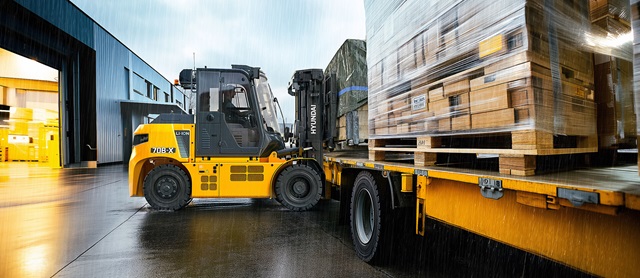Hyundai Material Handling's Next Generation of Electric Forklifts | HMHE